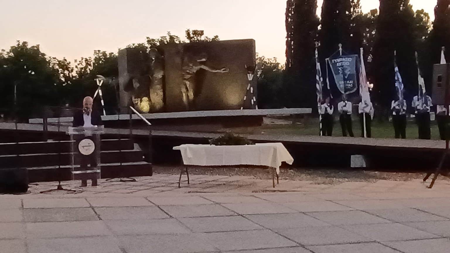 ΔΕΡΥΝΕΙΑ: Τελέστηκε το μνημόσυνο των πεσόντων και δολοφονηθέντων ...