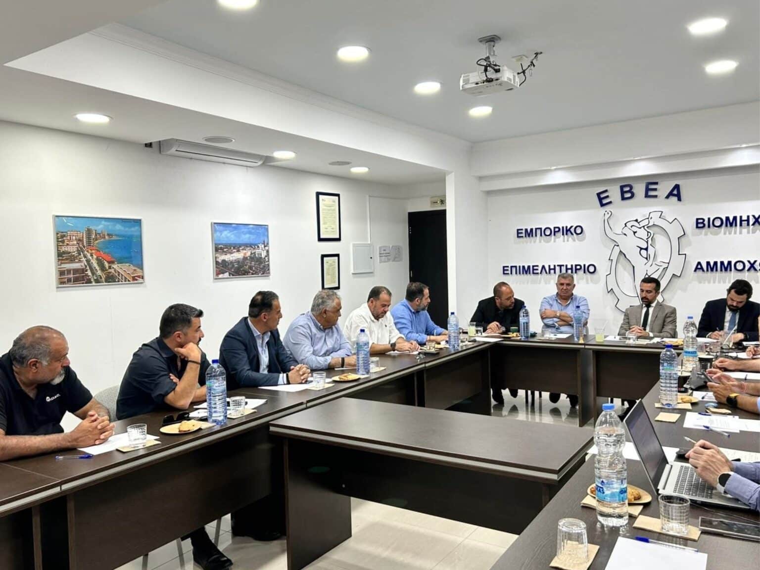 Φιλοξενία Υφυπουργού Μετανάστευσης από Εμπορικό και Βιομηχανικό ...